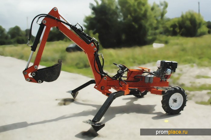 Мини-экскаватор прицепного типа Mini Digger-2500